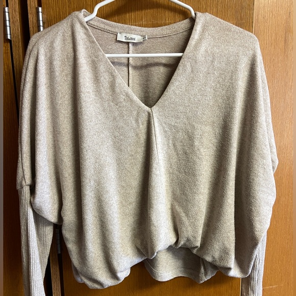 Toi et Moi | Sweaters | Toimoi Sweater | Poshmark